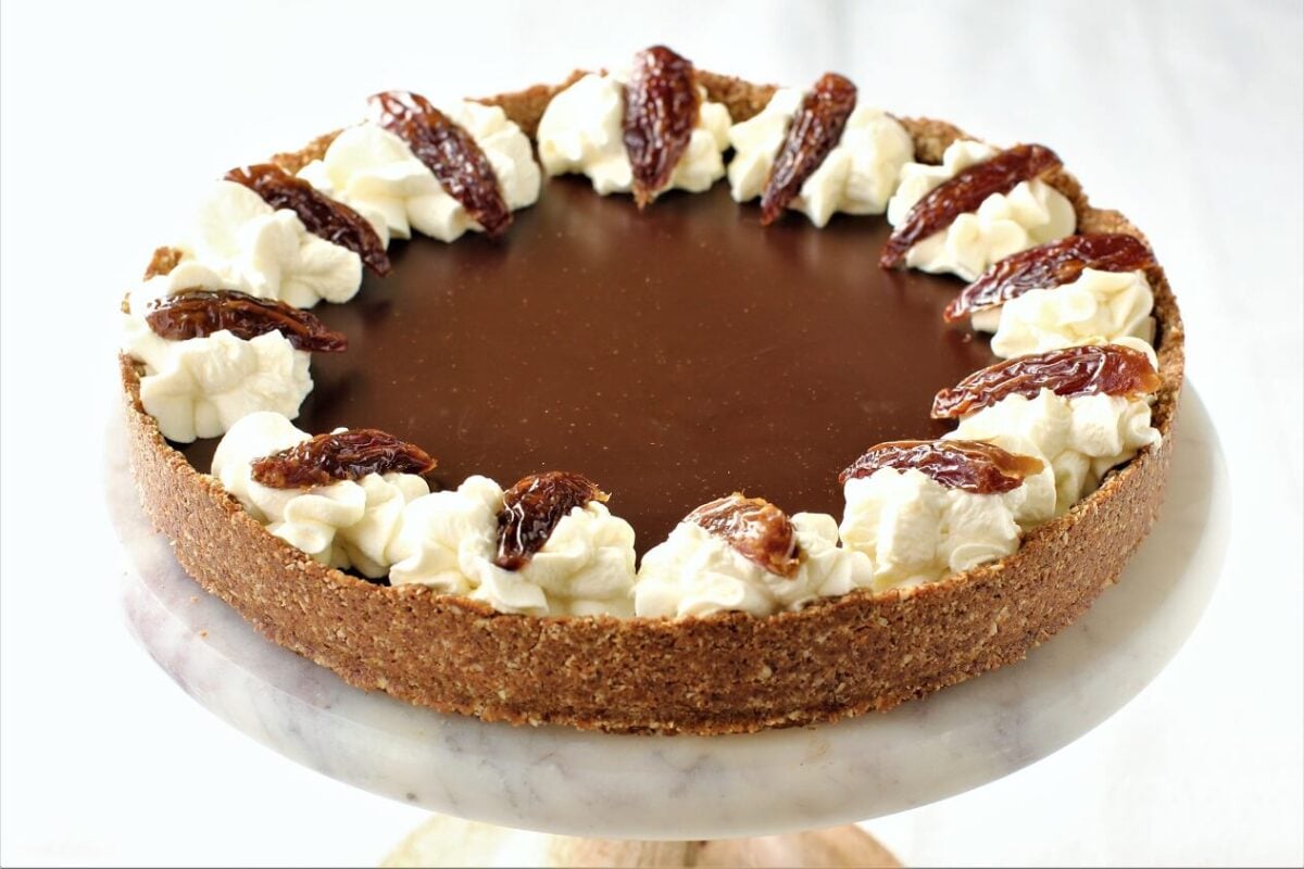 Decadent Chocolate Tart with Medjool Date & Nut Crust | Kitchen Frau