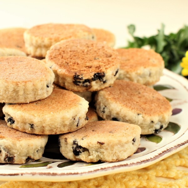 Welsh Cakes (Skillet Cookies) | Kitchen Frau