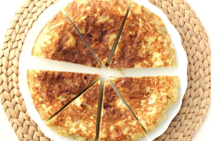 A Taste of Spain: Spanish Potato Tortilla (Tortilla de Patatas ...