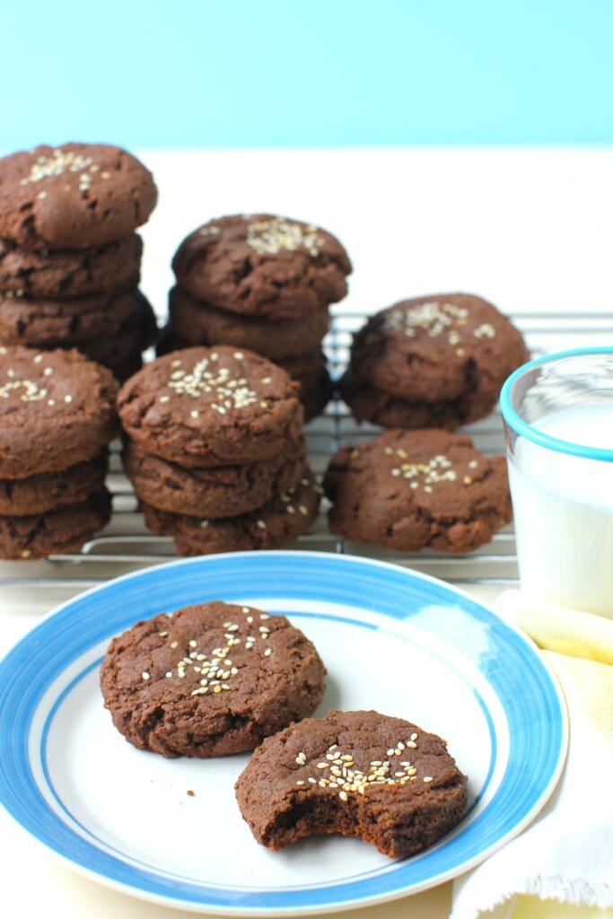 Soft Chocolate Tahini Cookies - Kitchen Frau